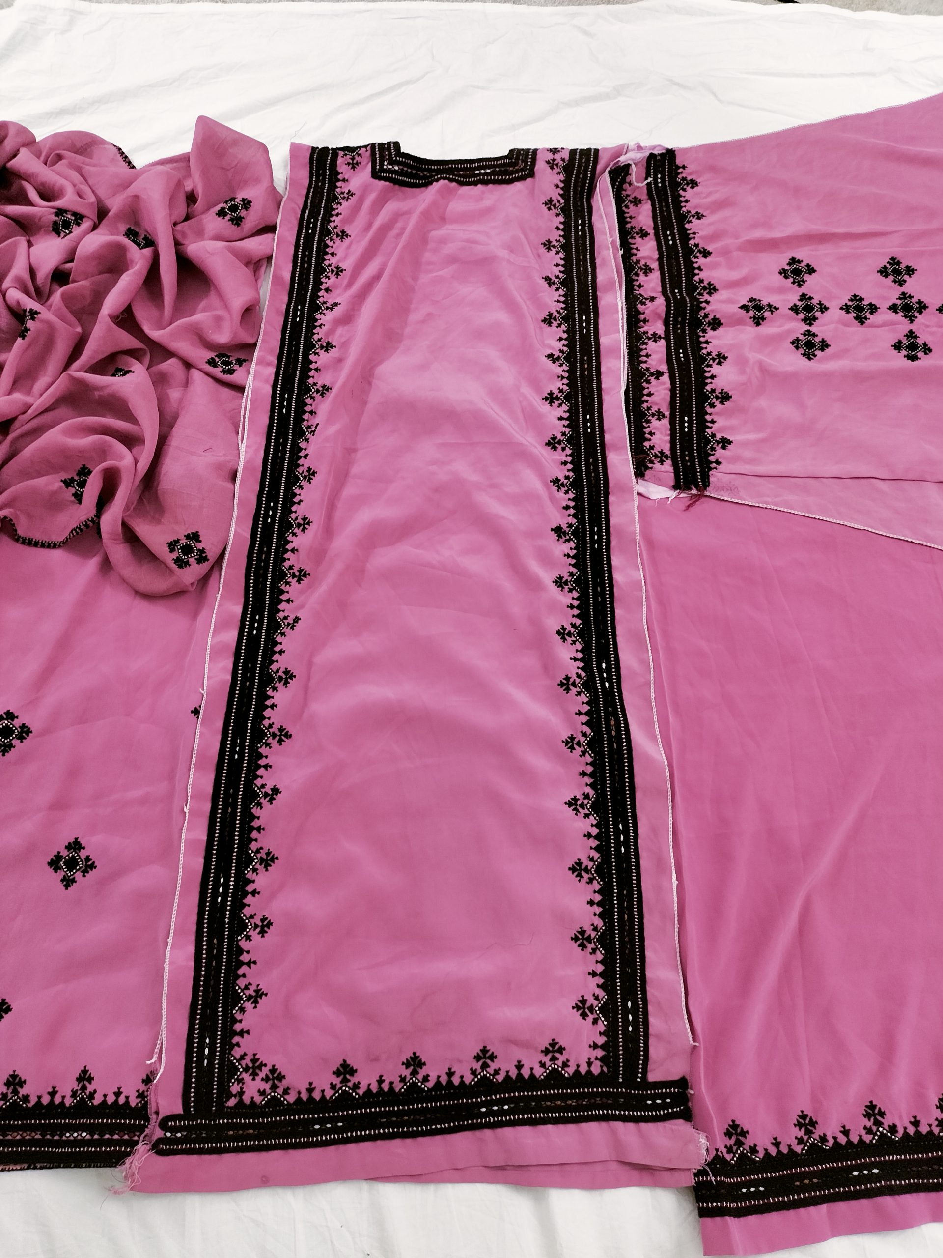 Pith O Tik Pink Balochi Pashk - Balochi Traditional Dresses